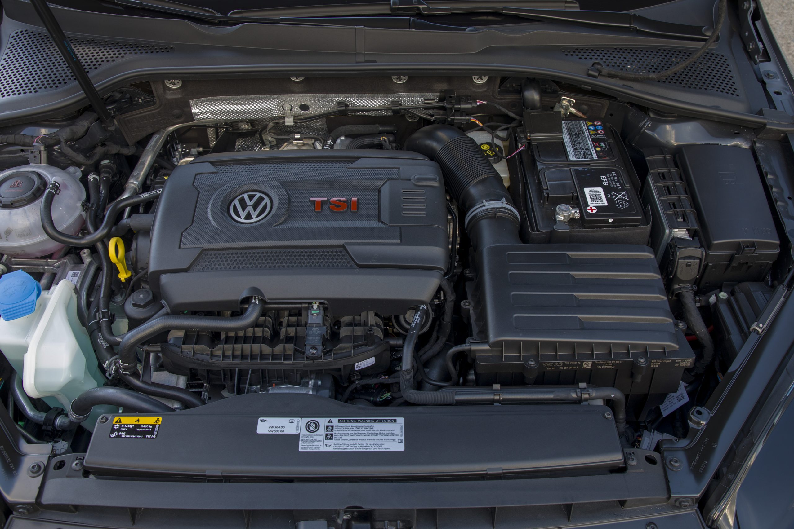 VW Golf GTI TCR er en rendyrket køremaskine | bilmagasinet.dk