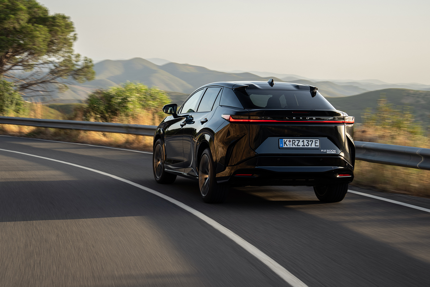 Lexus RZ - Test, data & anmeldelse (2026) | bilmagasinet.dk