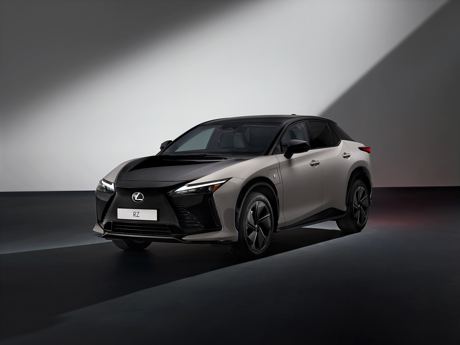 Lexus RZ facelift: Billeder, data, rækkevidde og priser (2025 ...