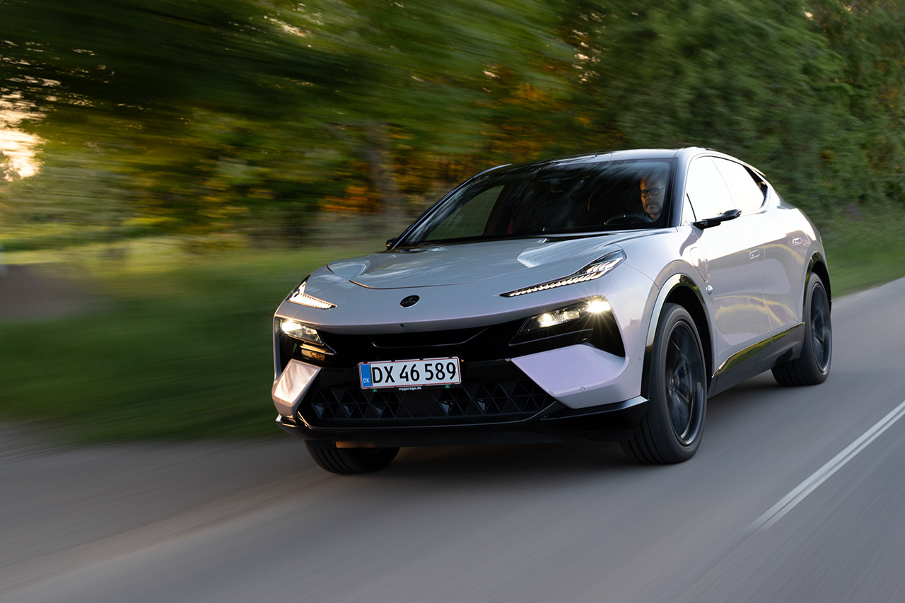 Lotus Emeya - test, pris & anmeldelse (2025) | bilmagasinet.dk