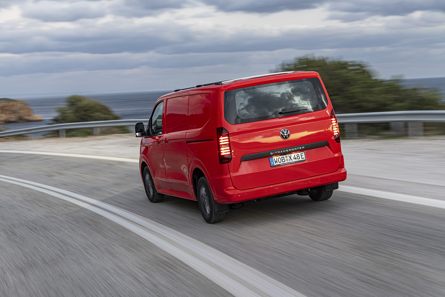 VW e-Transporter: Test, pris & anmeldelse (2025) | bilmagasinet.dk