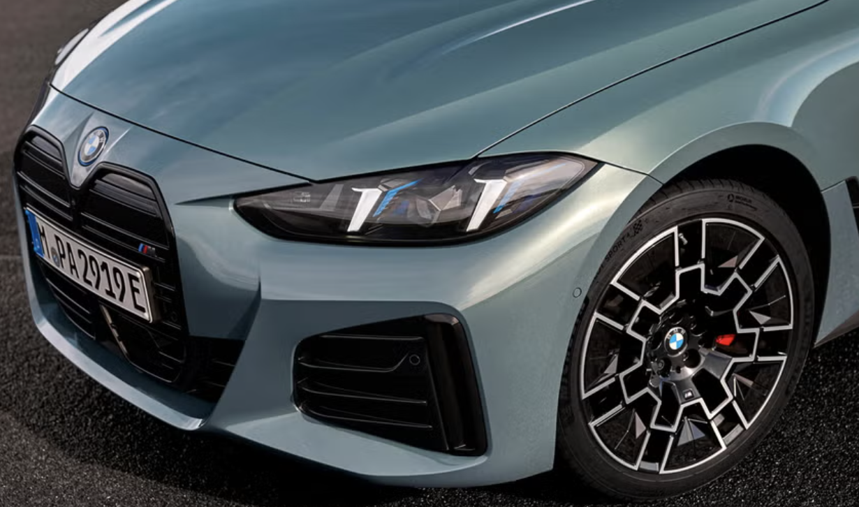 BMW i4: Test, priser & anmeldelse (2025) | bilmagasinet.dk