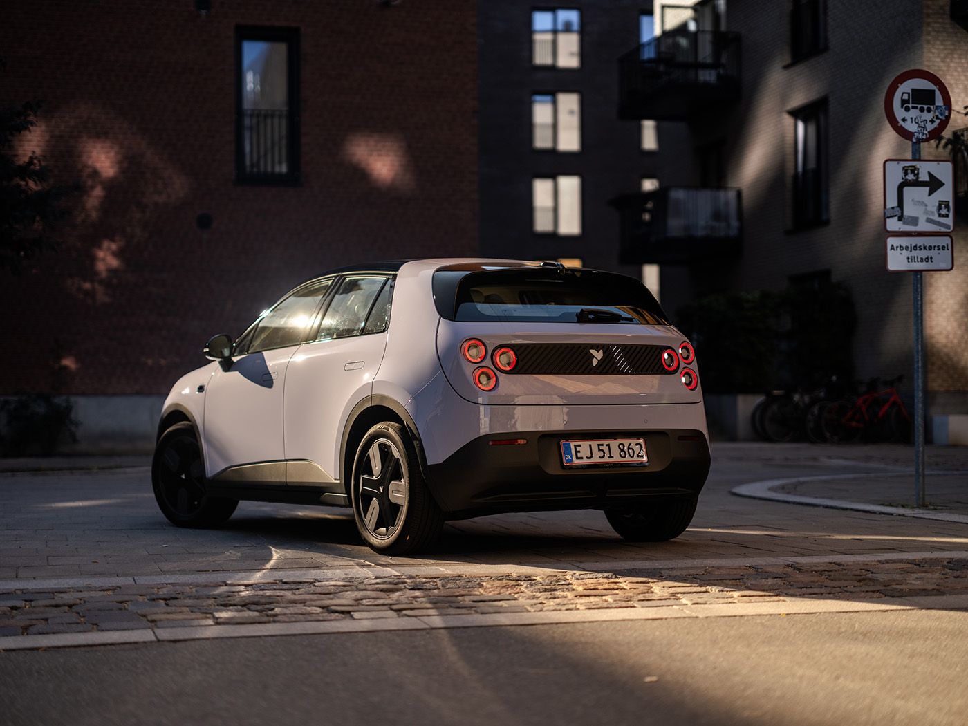 Firefly - test, priser & anmeldelse (2025) | bilmagasinet.dk