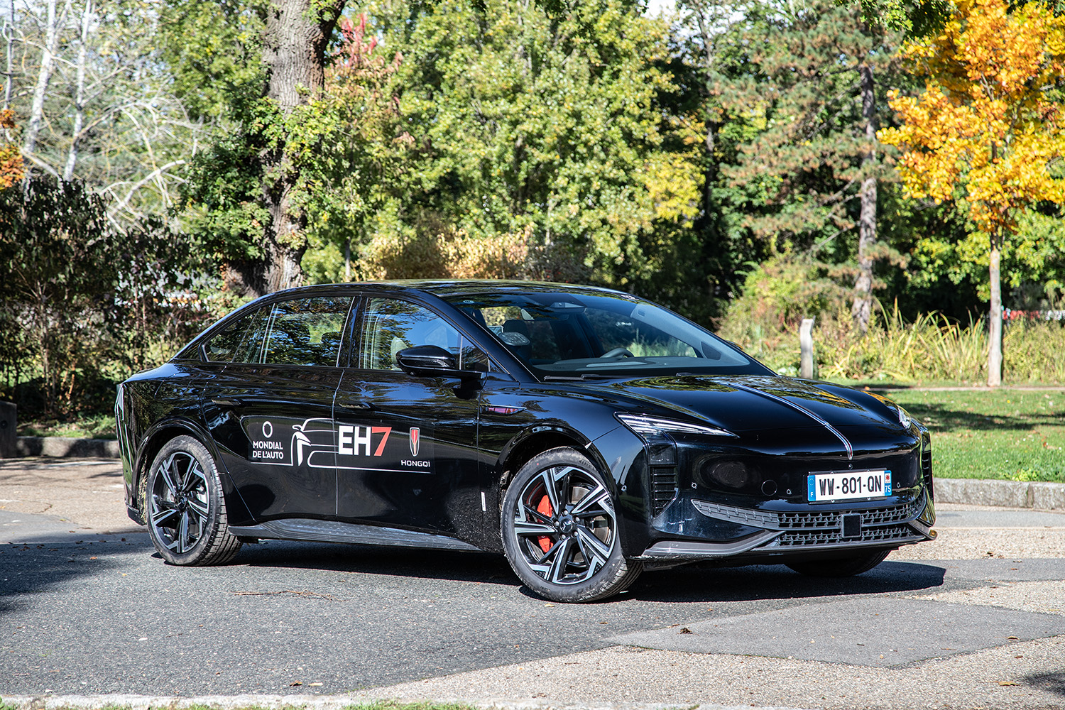 Hongqi EH7 – test, pris og anmeldelse (2025) | bilmagasinet.dk