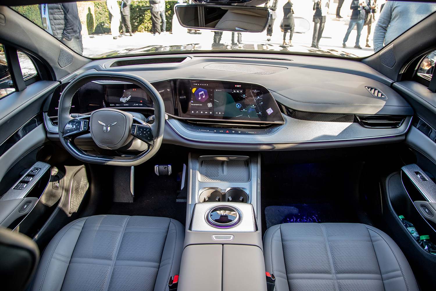 Hongqi EHS7 test: Kæmpe udstyrsstykke - kedelig køreoplevelse ...