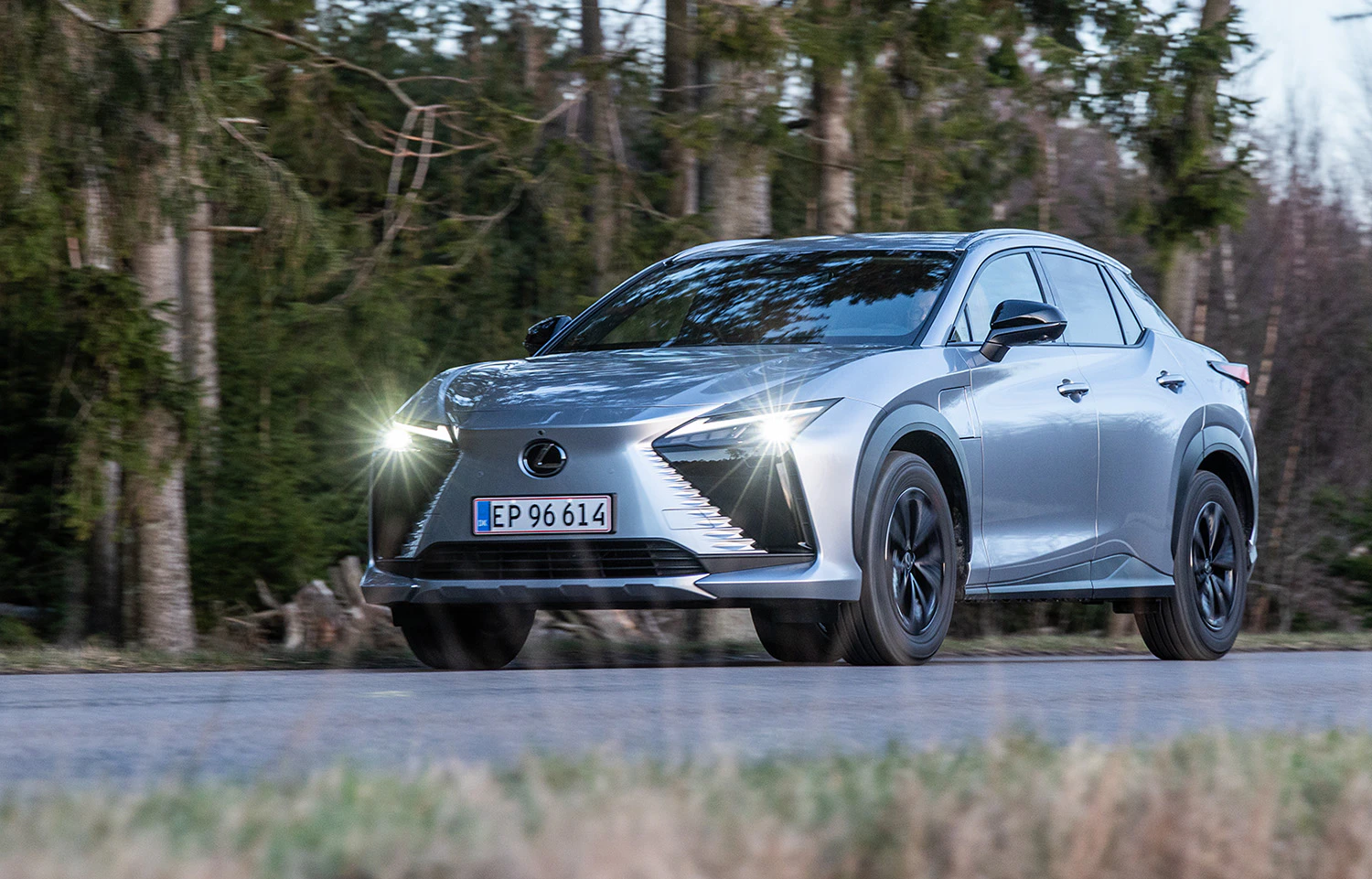 Lexus RZ test: Lækker elbil giver dig masser af "hemmelig" luksus ...