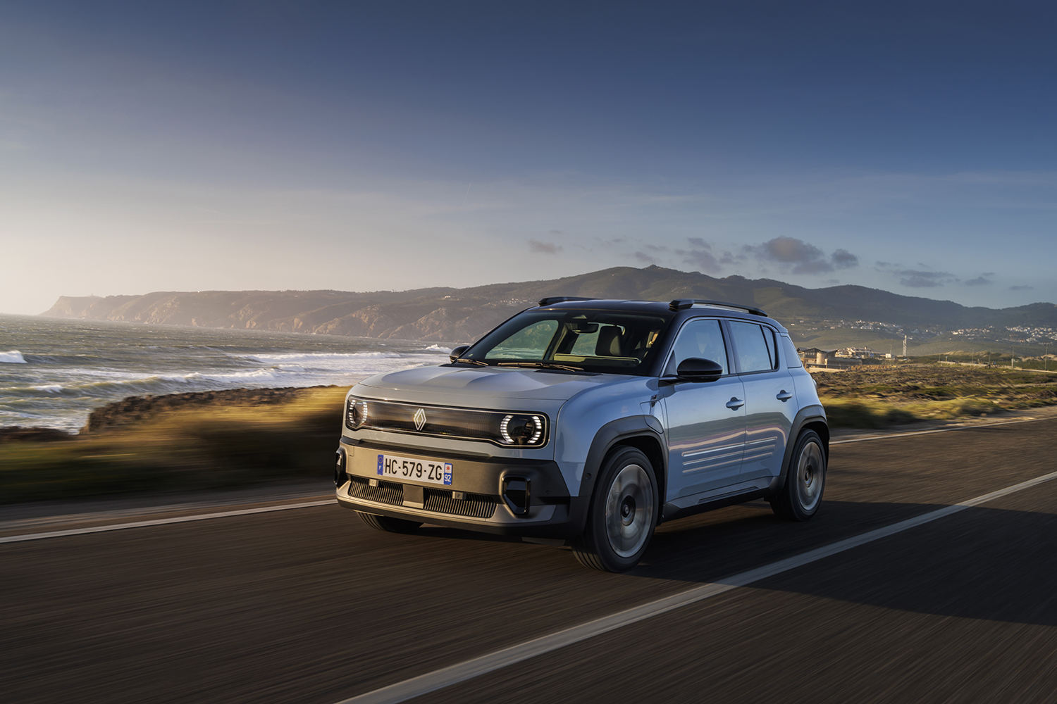 Renault 4 - test, priser & anmeldelse (2025) | bilmagasinet.dk