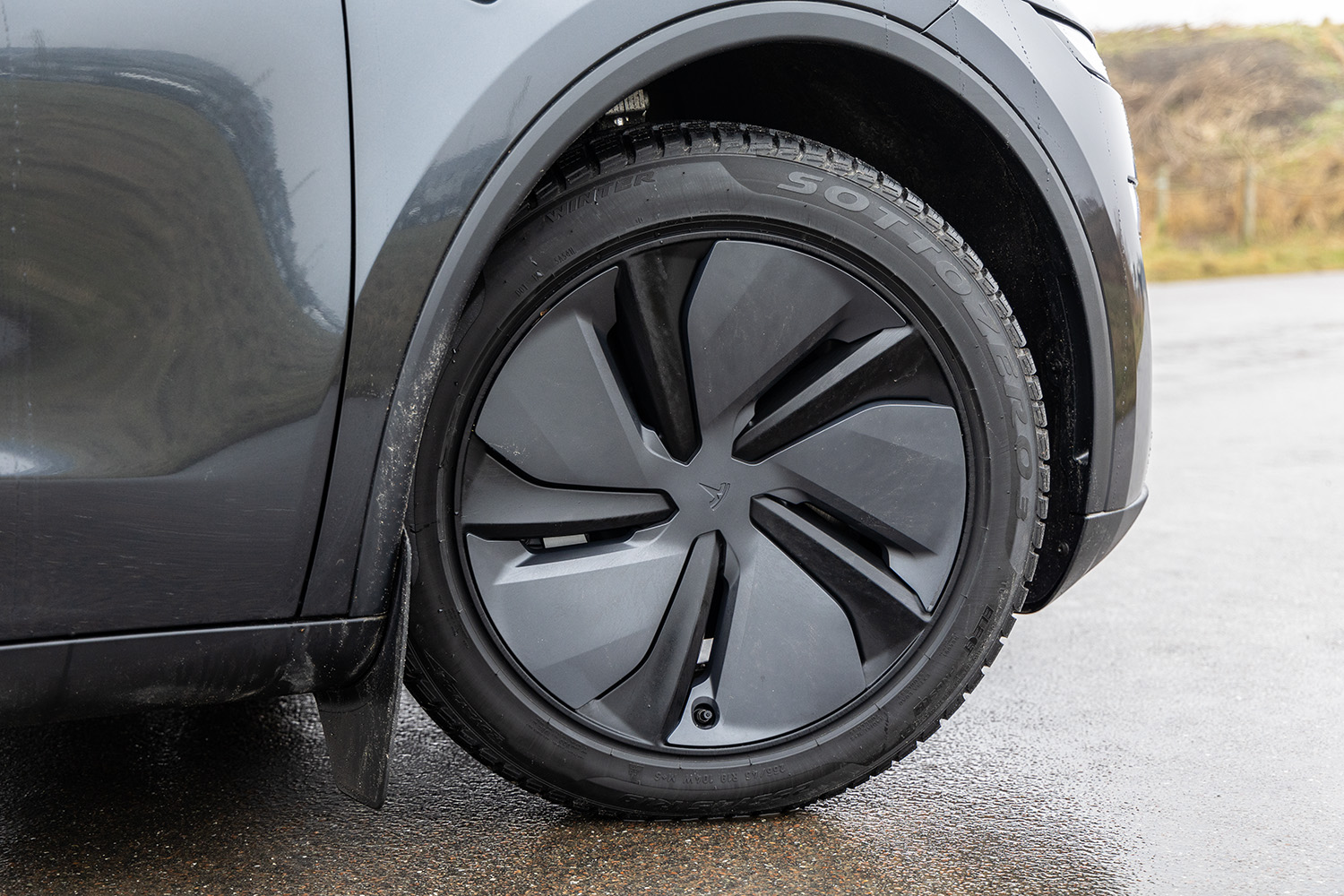 Tesla Model Y test - test, pris og anmeldelse (2025) | bilmagasinet.dk