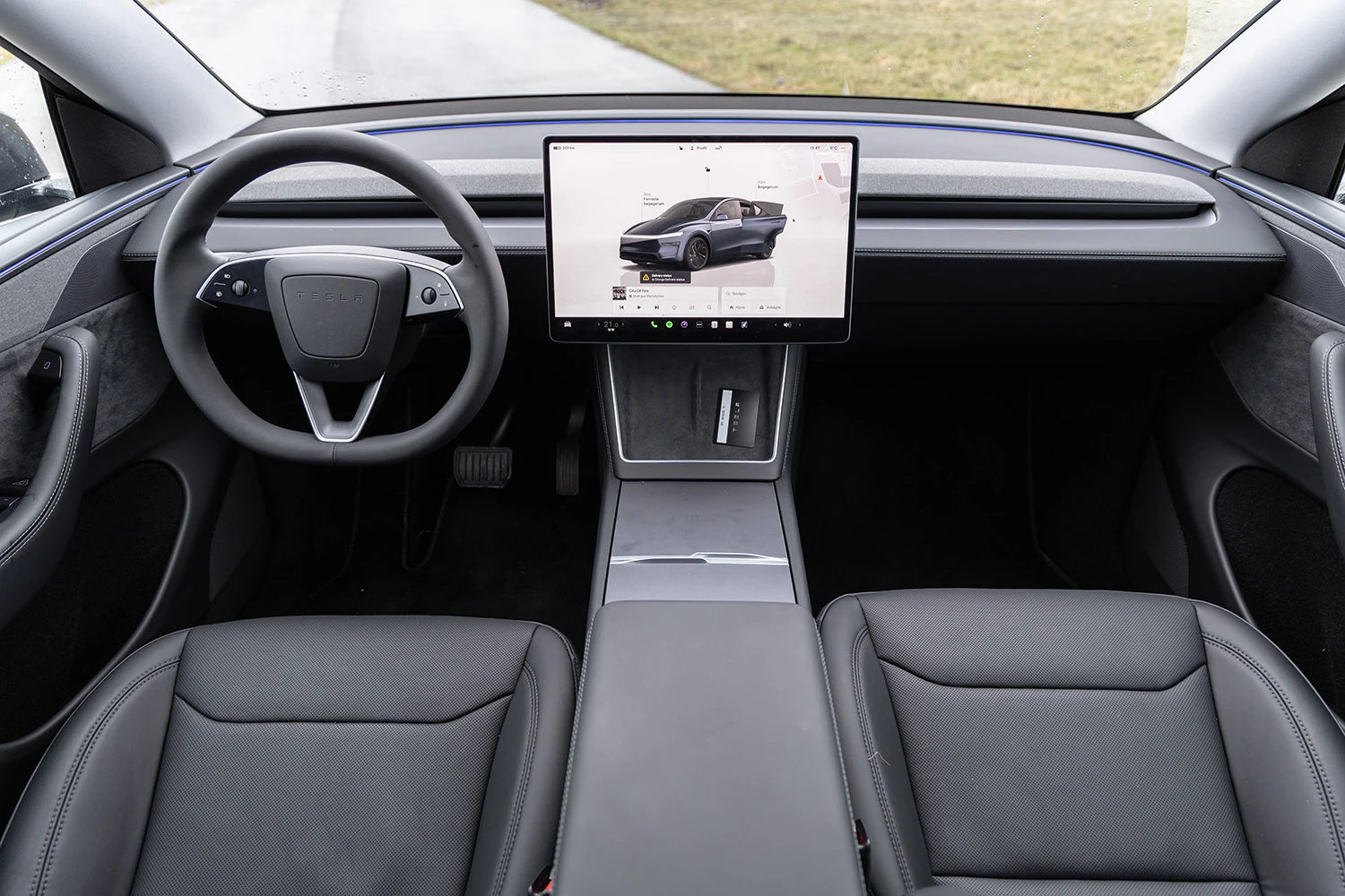 Tesla Model Y test - test, pris og anmeldelse (2025) | bilmagasinet.dk