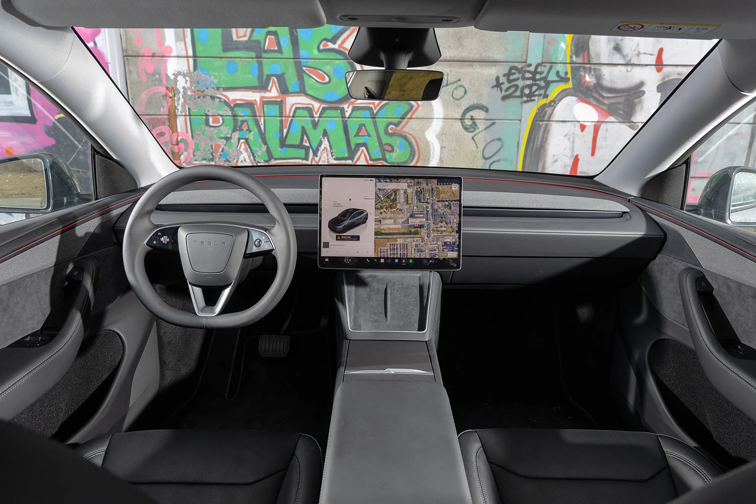 Tesla Model Y test - test, pris og anmeldelse (2025) | bilmagasinet.dk