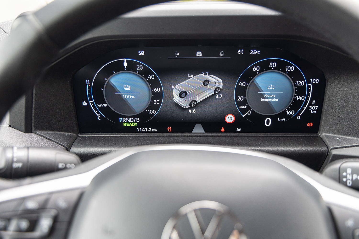 VW e-Transporter test (2026): Længere rækkevidde og firehjulstræk ...