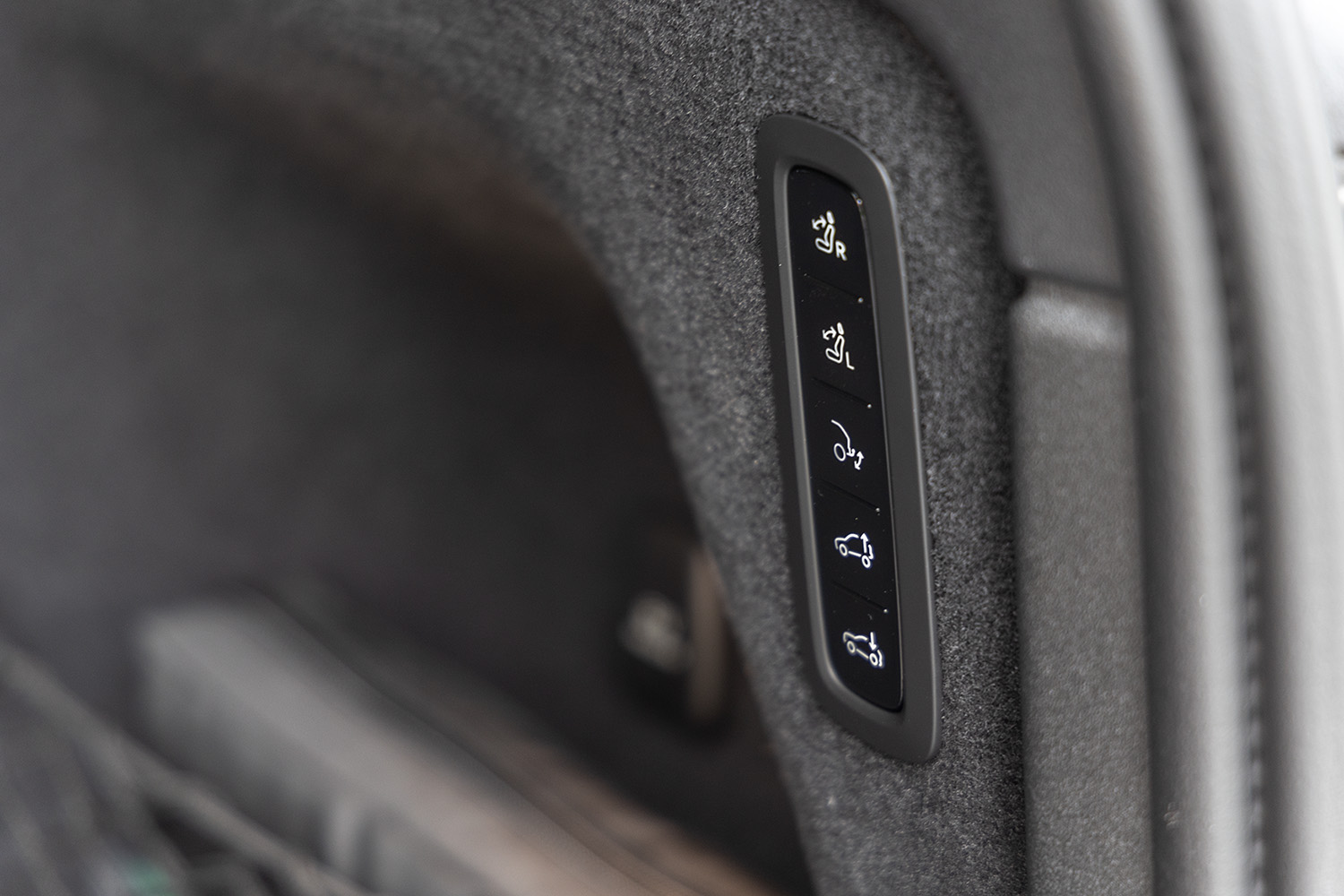 Volvo EX90 – test, pris og anmeldelse (2025) | bilmagasinet.dk