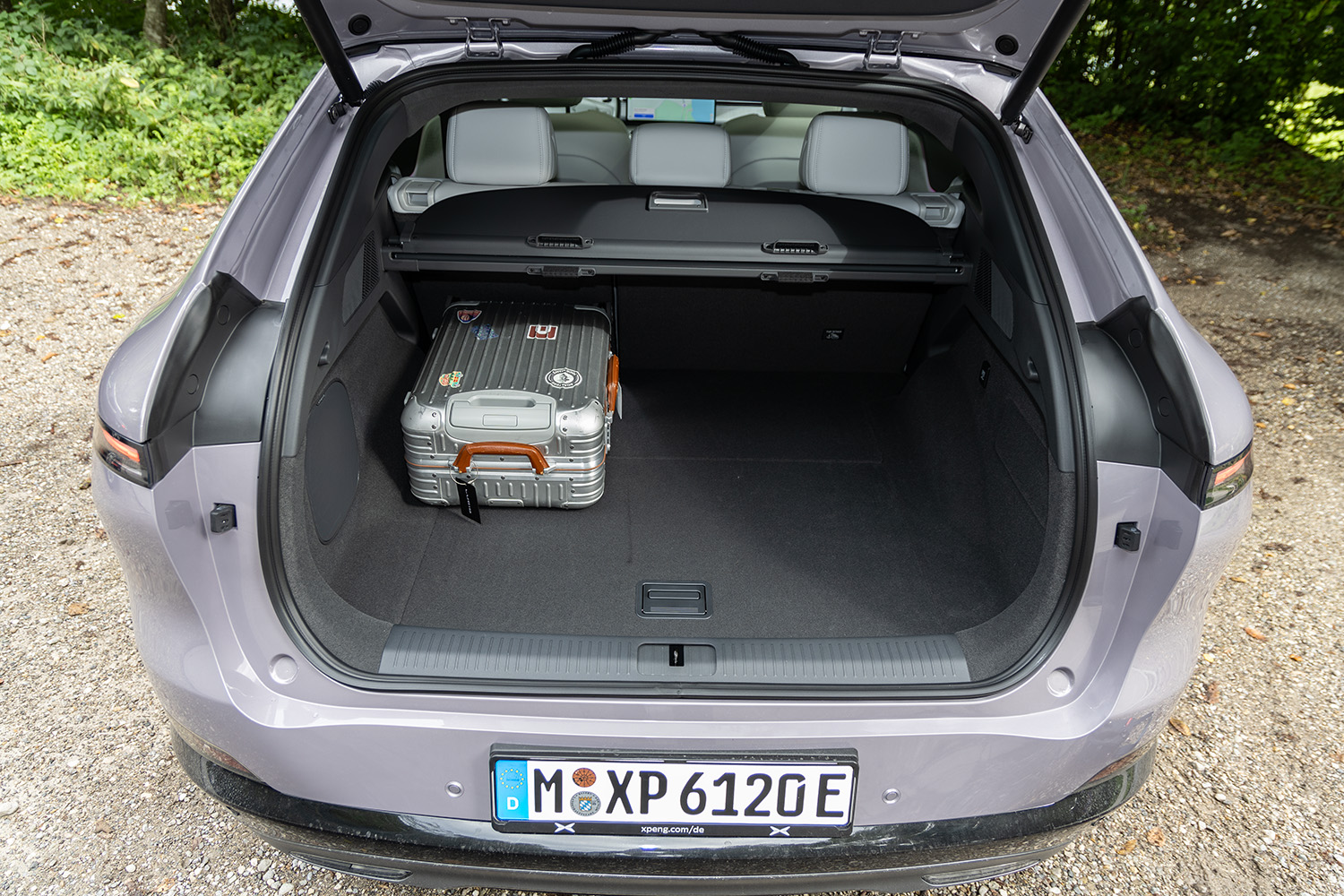 Xpeng G6 - test, pris & dansk anmeldelse (2025) | bilmagasinet.dk