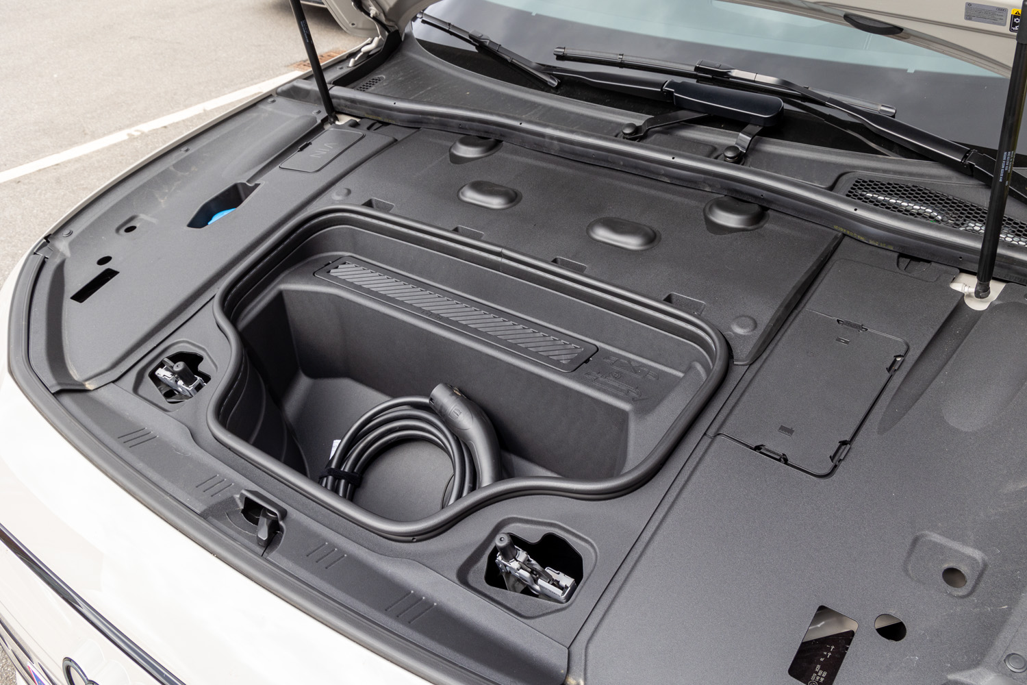 Audi A6 e-tron - test, pris & anmeldelse (2025) | bilmagasinet.dk