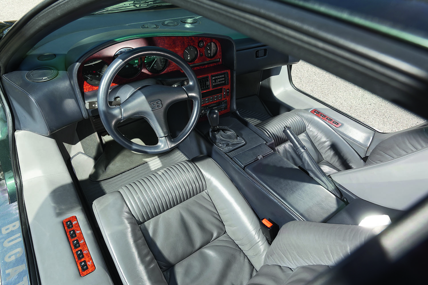 Superbilen alle glemte – historien om Bugatti EB110 | bilmagasinet.dk