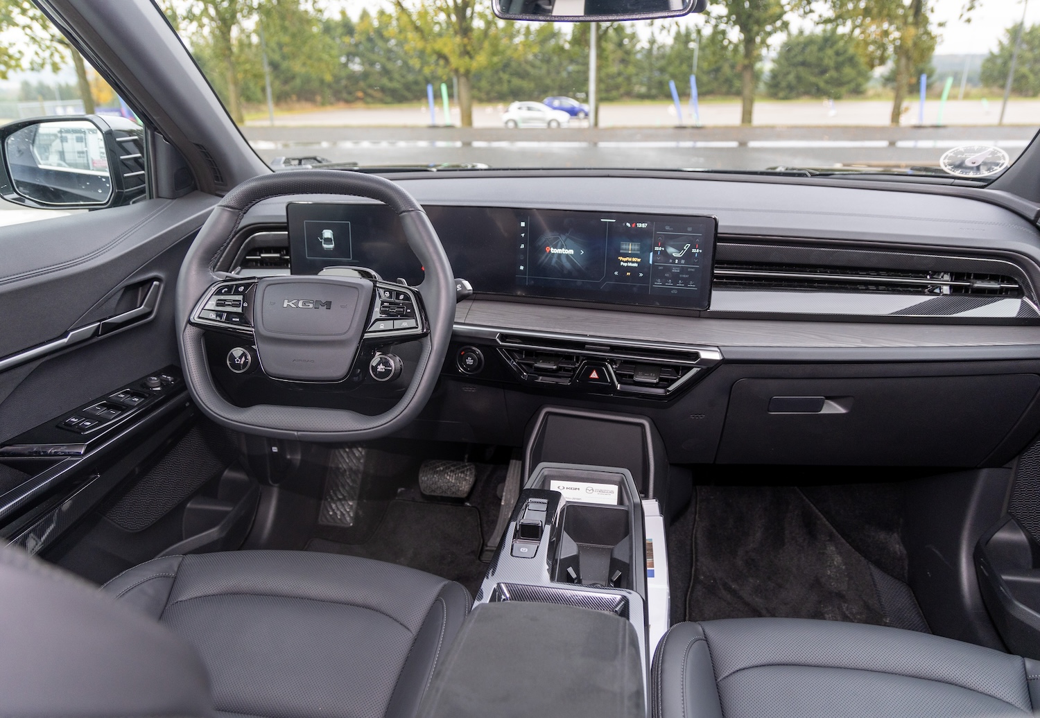 KGM Musso EV test: Bilen til bonderøven med børn | bilmagasinet.dk