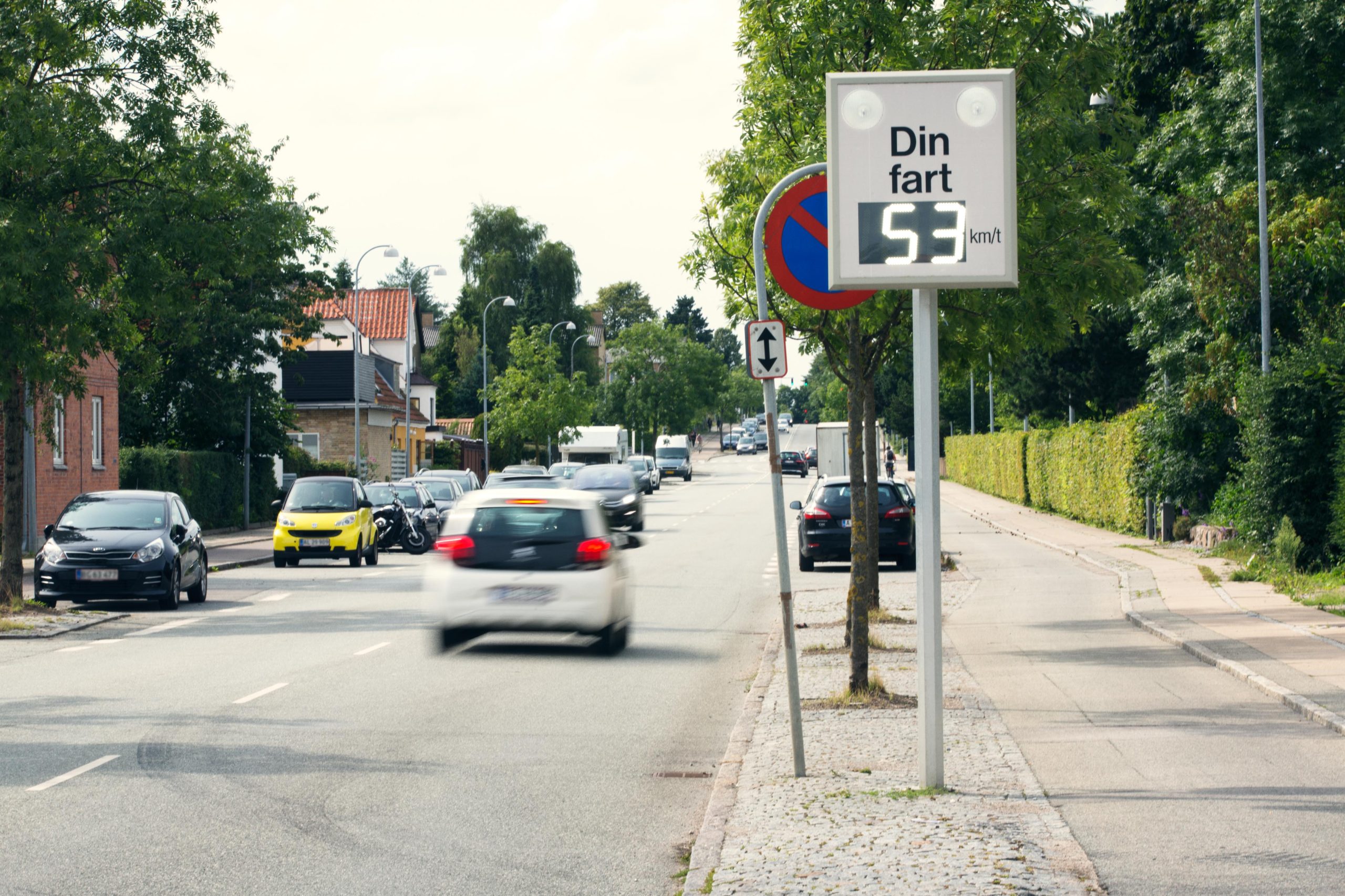 Overhalingsregler: Hvornår må man overhale? | bilmagasinet.dk