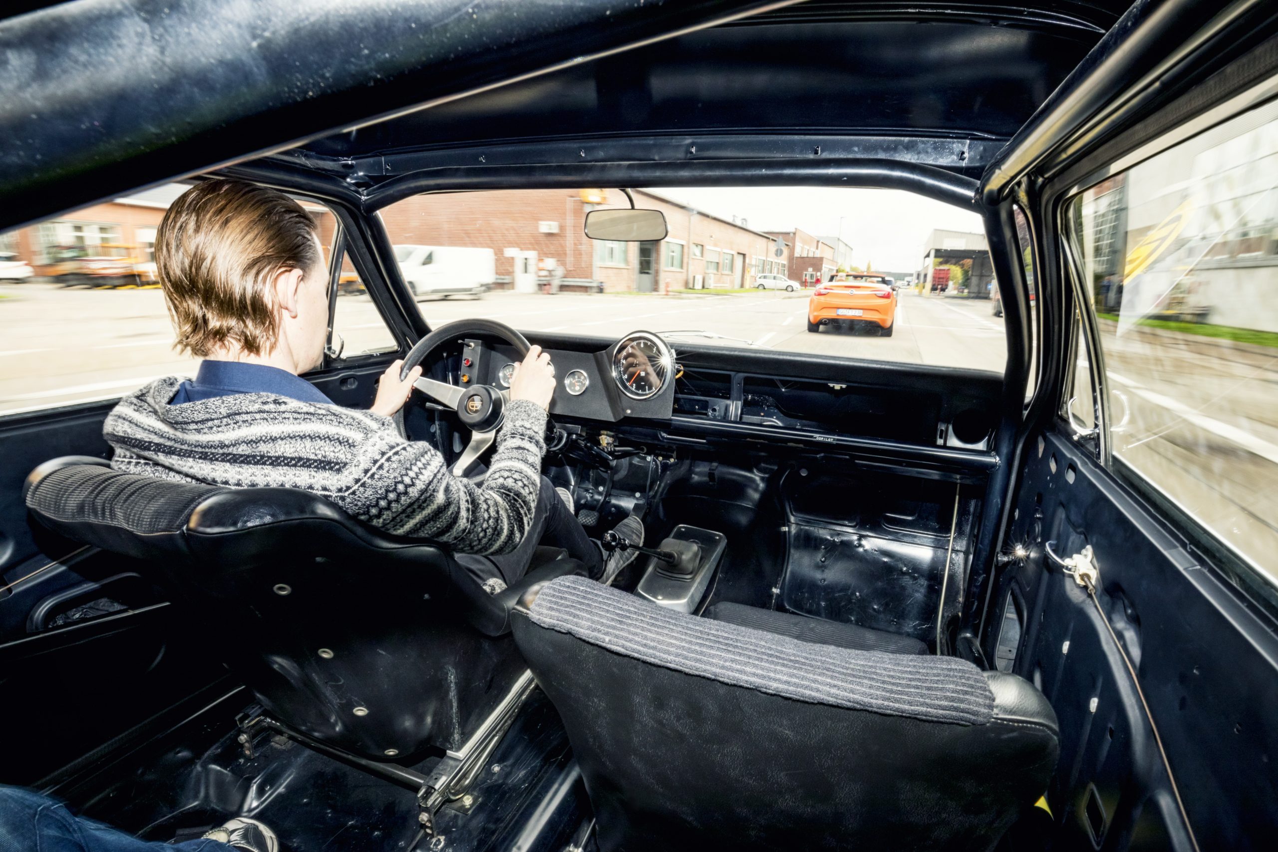 "Den sorte enke" er Opel's giftige familieracerbil | bilmagasinet.dk