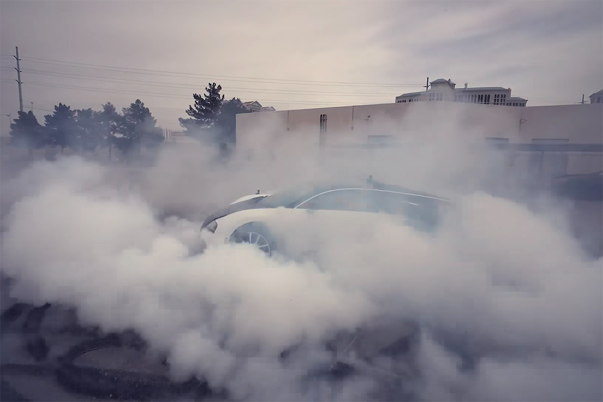 Bugatti Veyron burnout! | bilmagasinet.dk