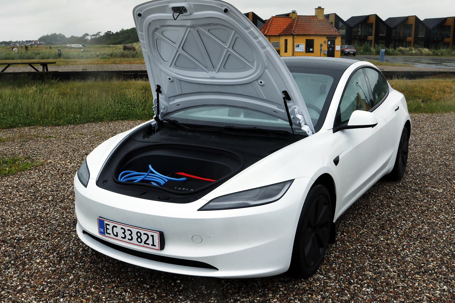 Tesla Model 3 test: Kvik og alsidig bil med bøvlet betjening ...