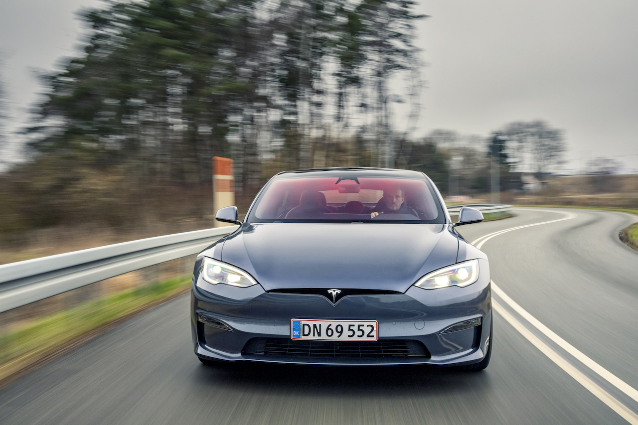 Tesla Model S - test, priser & anmeldelse 2025 | bilmagasinet.dk