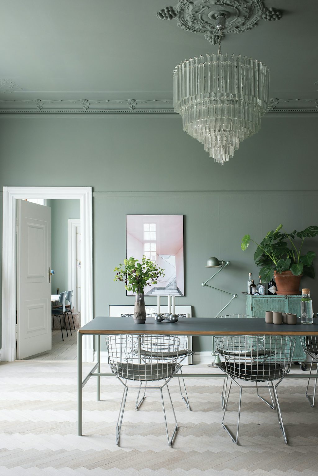 Bli med inn i den svenske designeren Gustaf Westmans kunstneriske ...