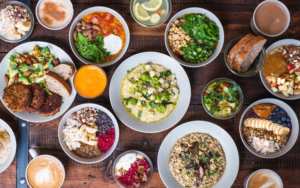 Få inspiration til at skabe den perfekte grød. Lasse fra GRØD deler ...