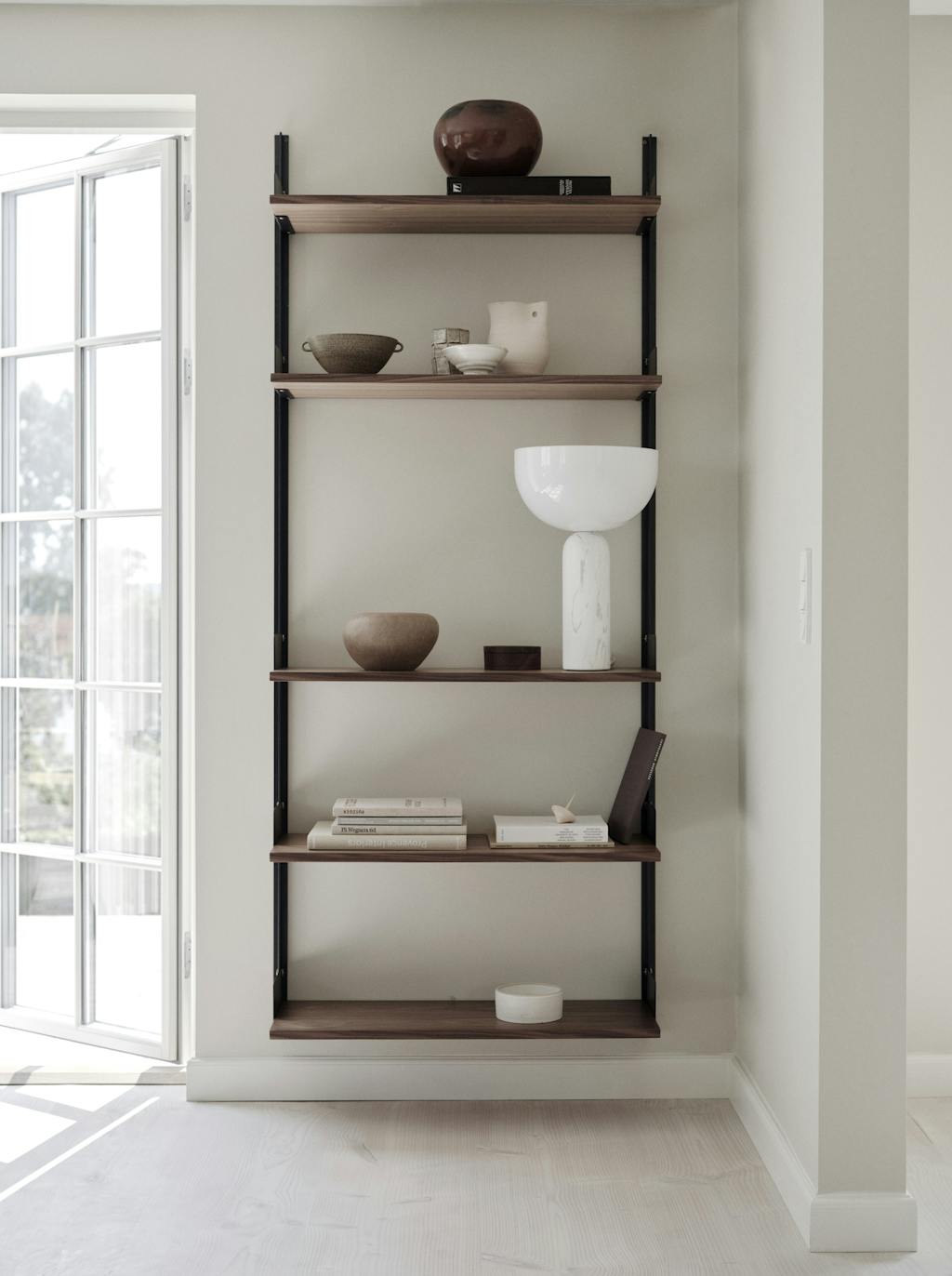 Nikolaj og familien lavede skiftet fra storby til landsby og fik meget ...