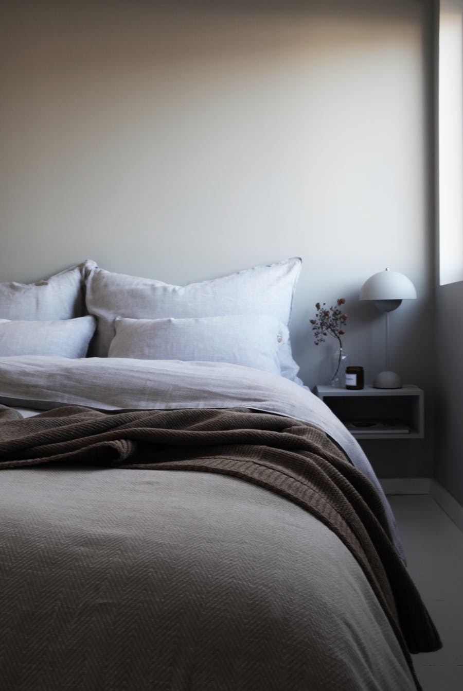 Interiør-inspirasjon: Lun vinter på soverommet | boligpluss.no
