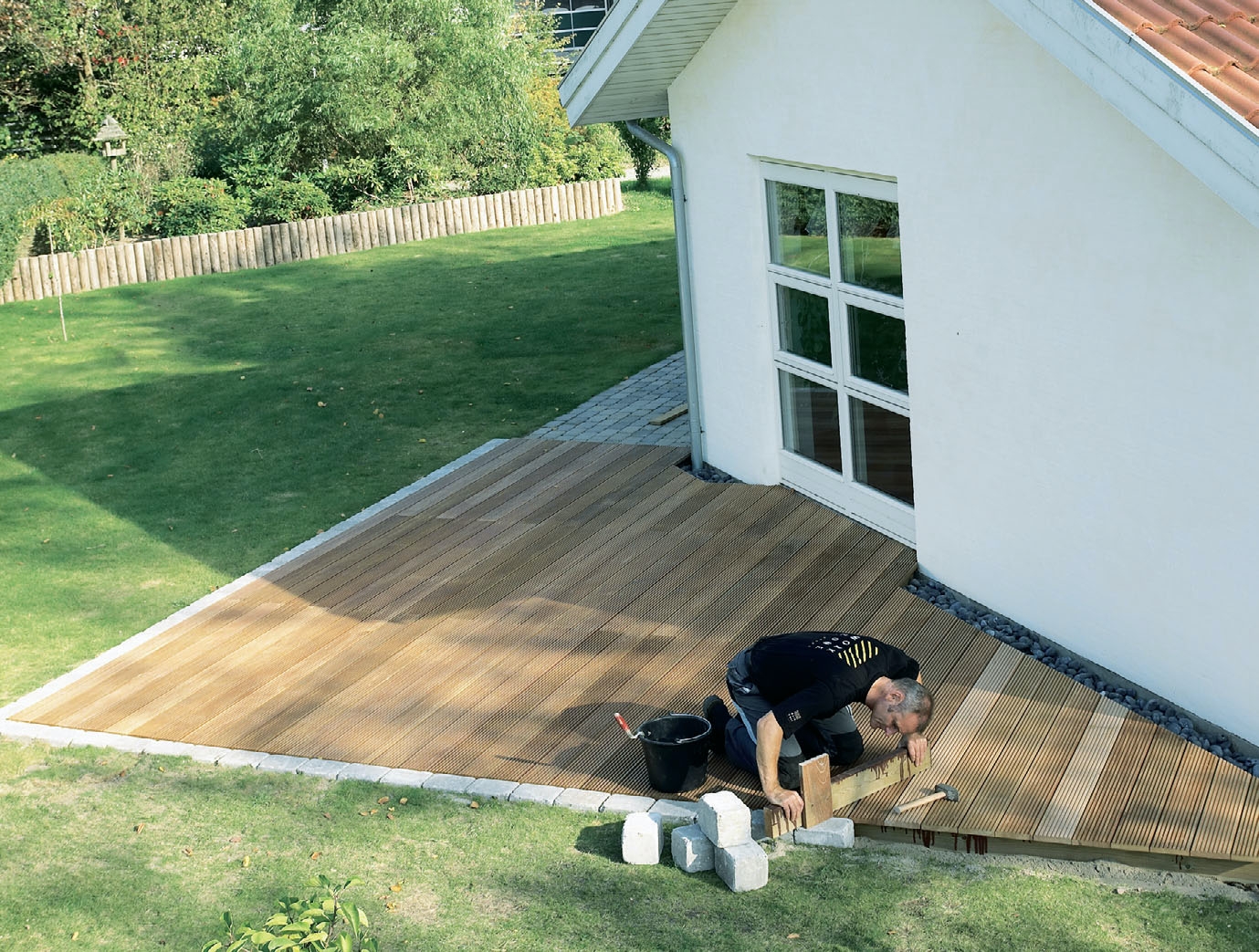 Lekker sekskantet terrasse | Gjør Det Selv