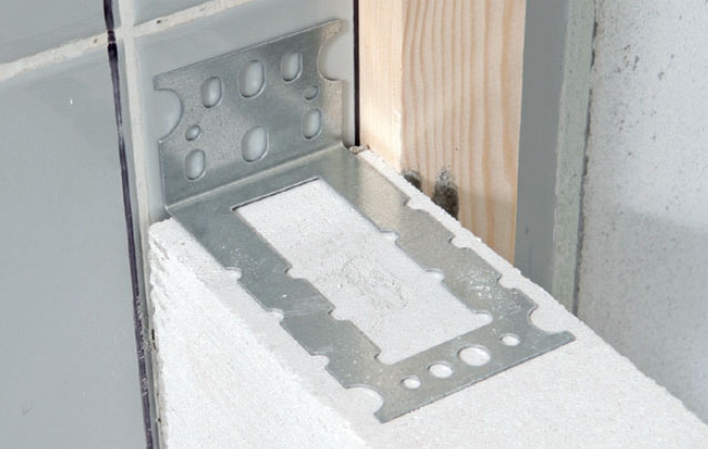 Få tjek på bryggerset med rummelig reol af letbeton | Gør Det Selv