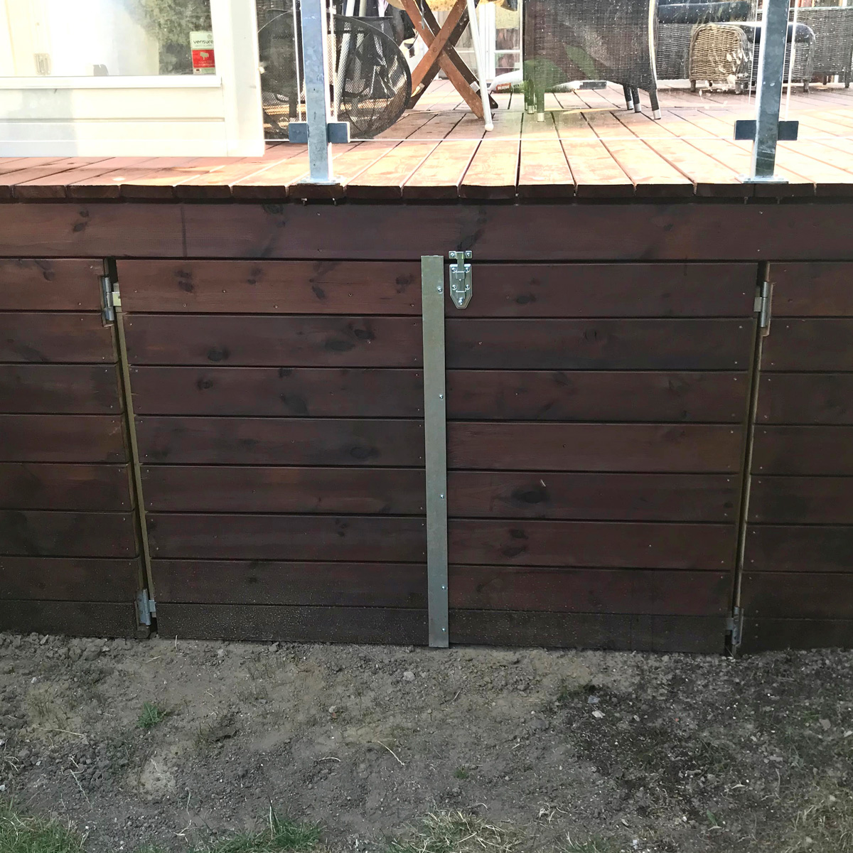 Korkea terassi ja lasikaiteet | Tee Itse