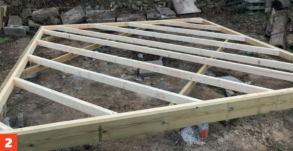 Kvadratisk anneks med diagonalt skråtak | gjoerdetselv.com