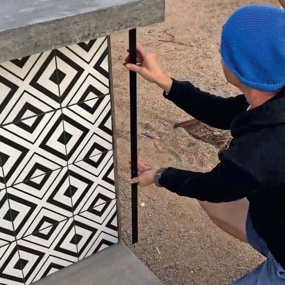 Nerokas kesäkeittiö teräsrungolla | teeitse.com