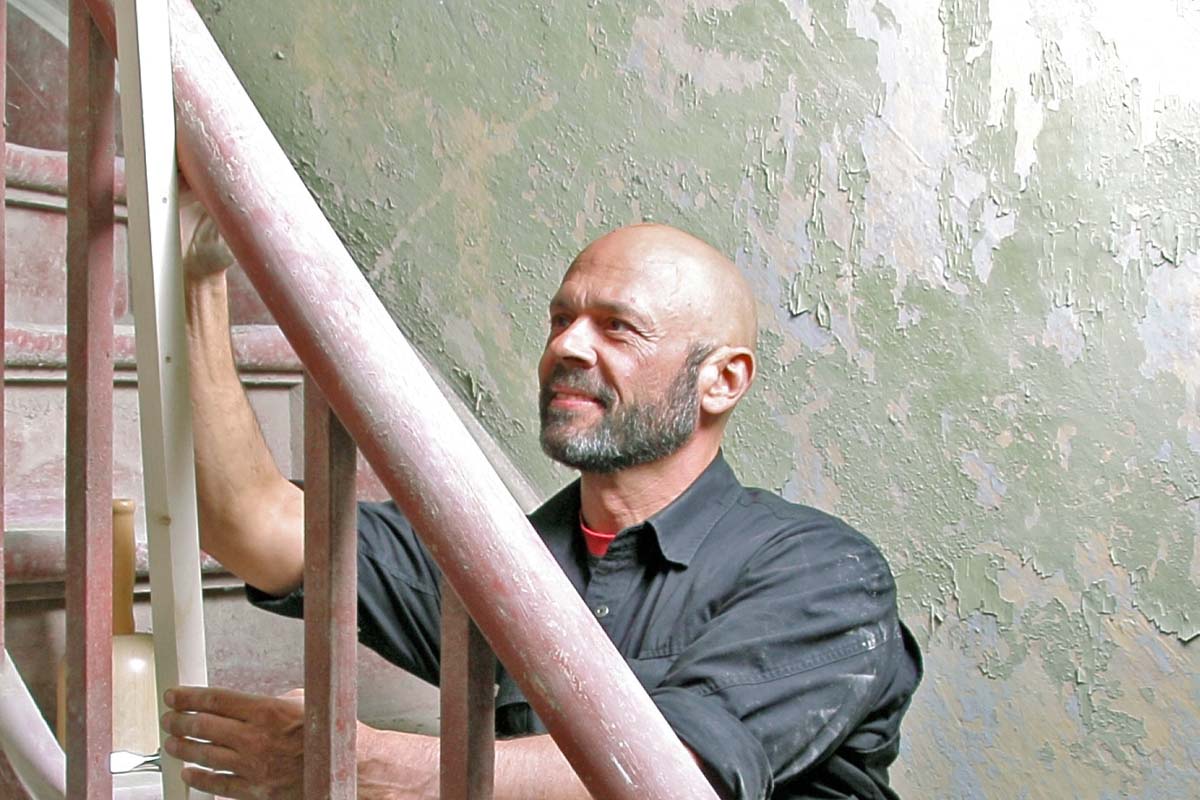 Innvendig trapp – bygg en trapp innendørs selv | gjoerdetselv.com