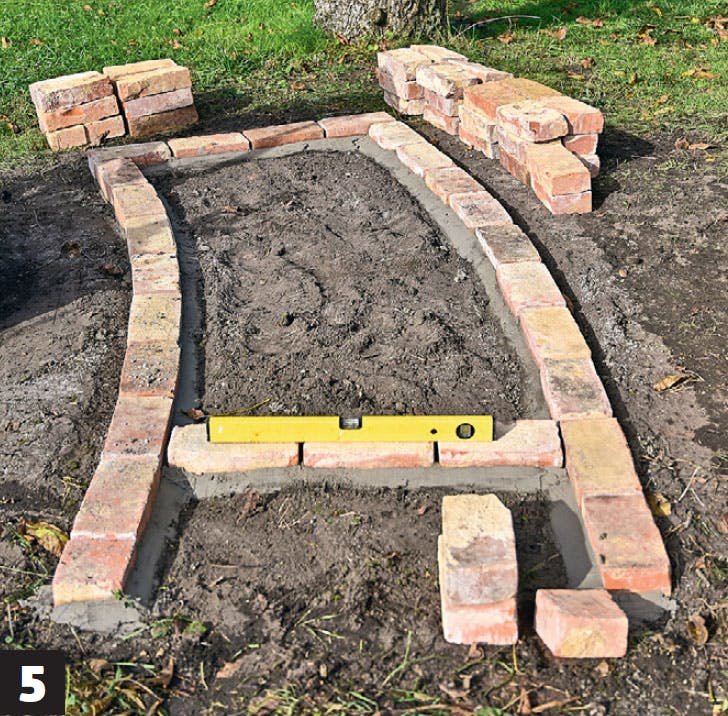 Højbed af gamle mursten | goerdetselv.dk