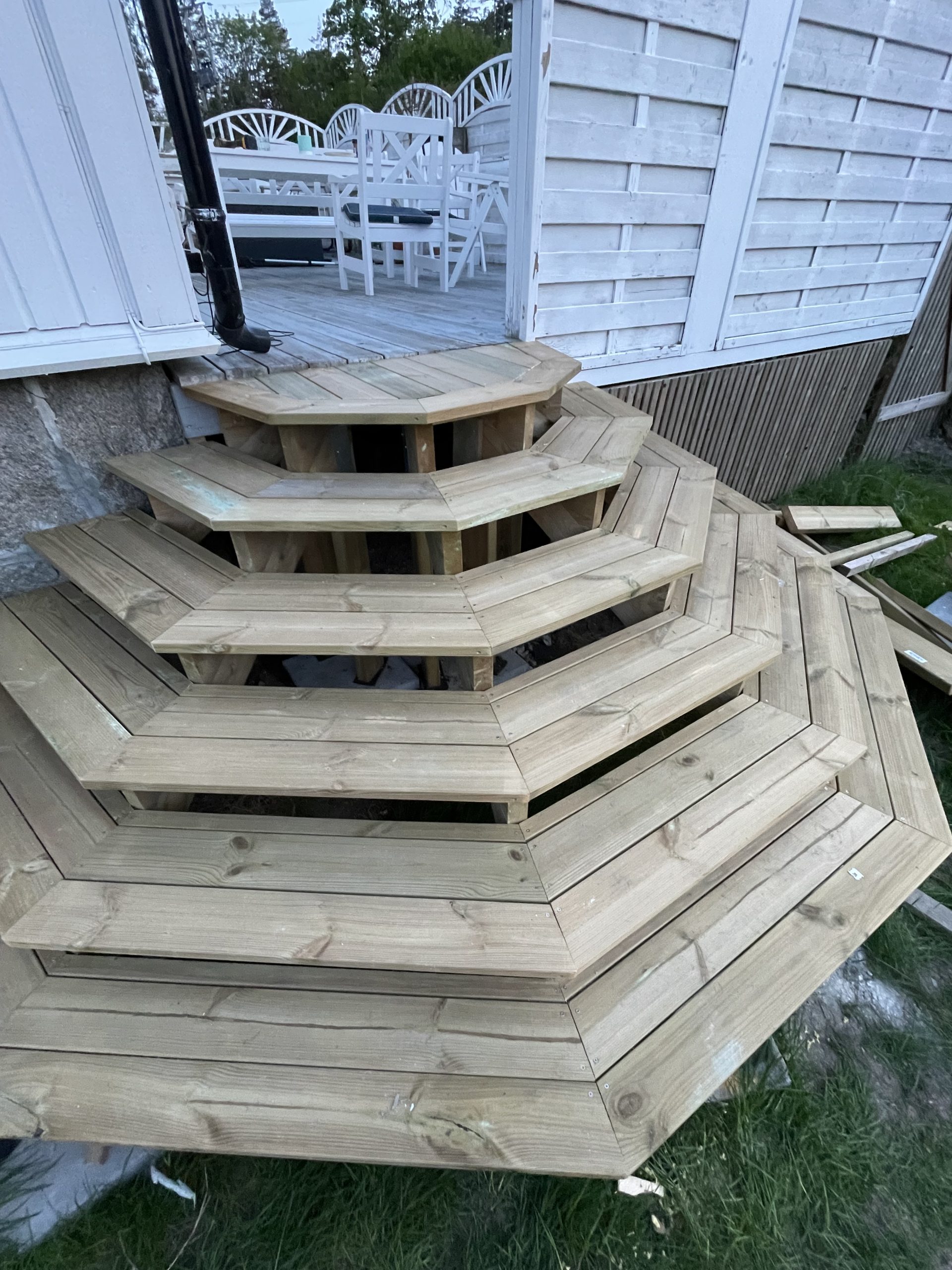 Utetrapp | Ideer, inspirasjon og bilder | gjoerdetselv.com