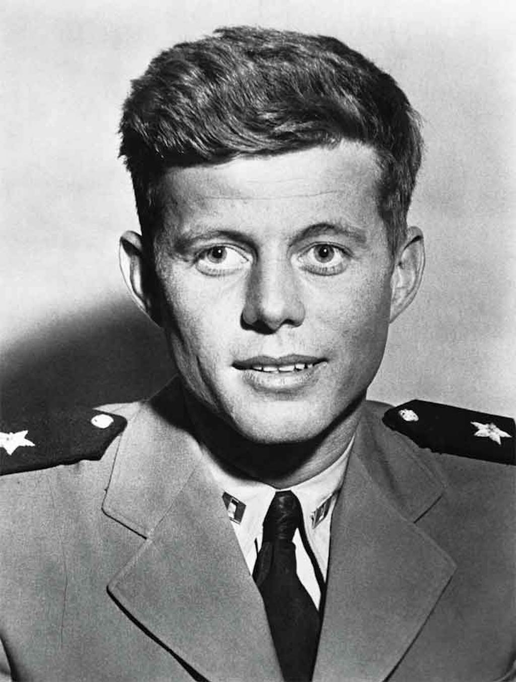 Katatrofalt oppdrag gjorde John F. Kennedy til helt | historienet.no