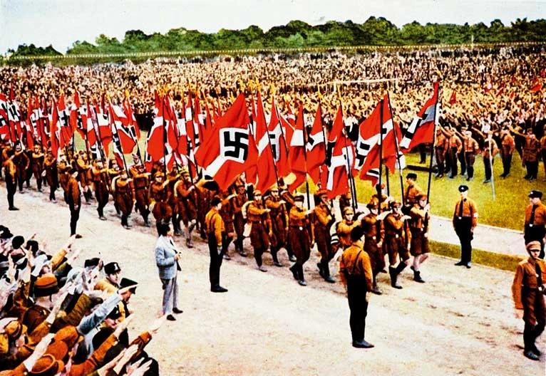 Hitler-Jugend var kanonmat åt Hitler | varldenshistoria.se