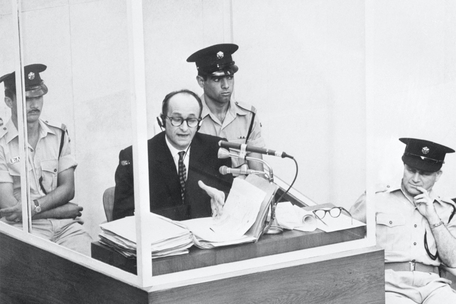 Adolf Eichmann: Jakten på Hitlers effektiva massmördare ...