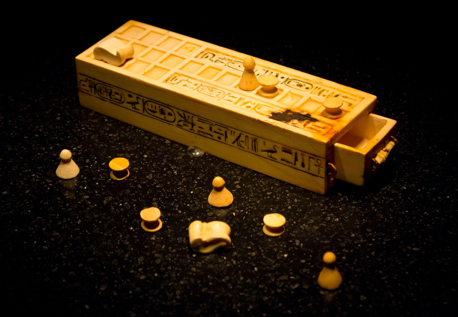 Hvilket brætspil blev spillet først? | historienet.dk