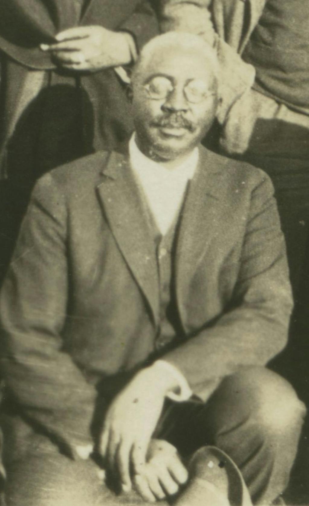 Tulsan rotumellakat: Valkoiset riehuivat rotukiihkon vallassa ...