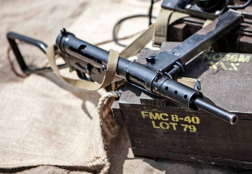 Britse drinkebroers vallen Hitlers spionageschip aan | Historianet.nl