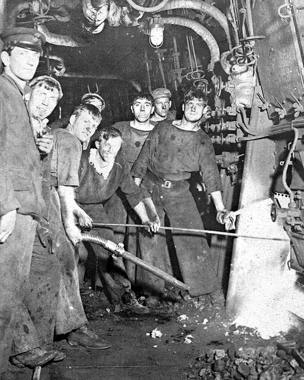 Beroemd motorschip ging tragisch ten onder | Historianet.nl