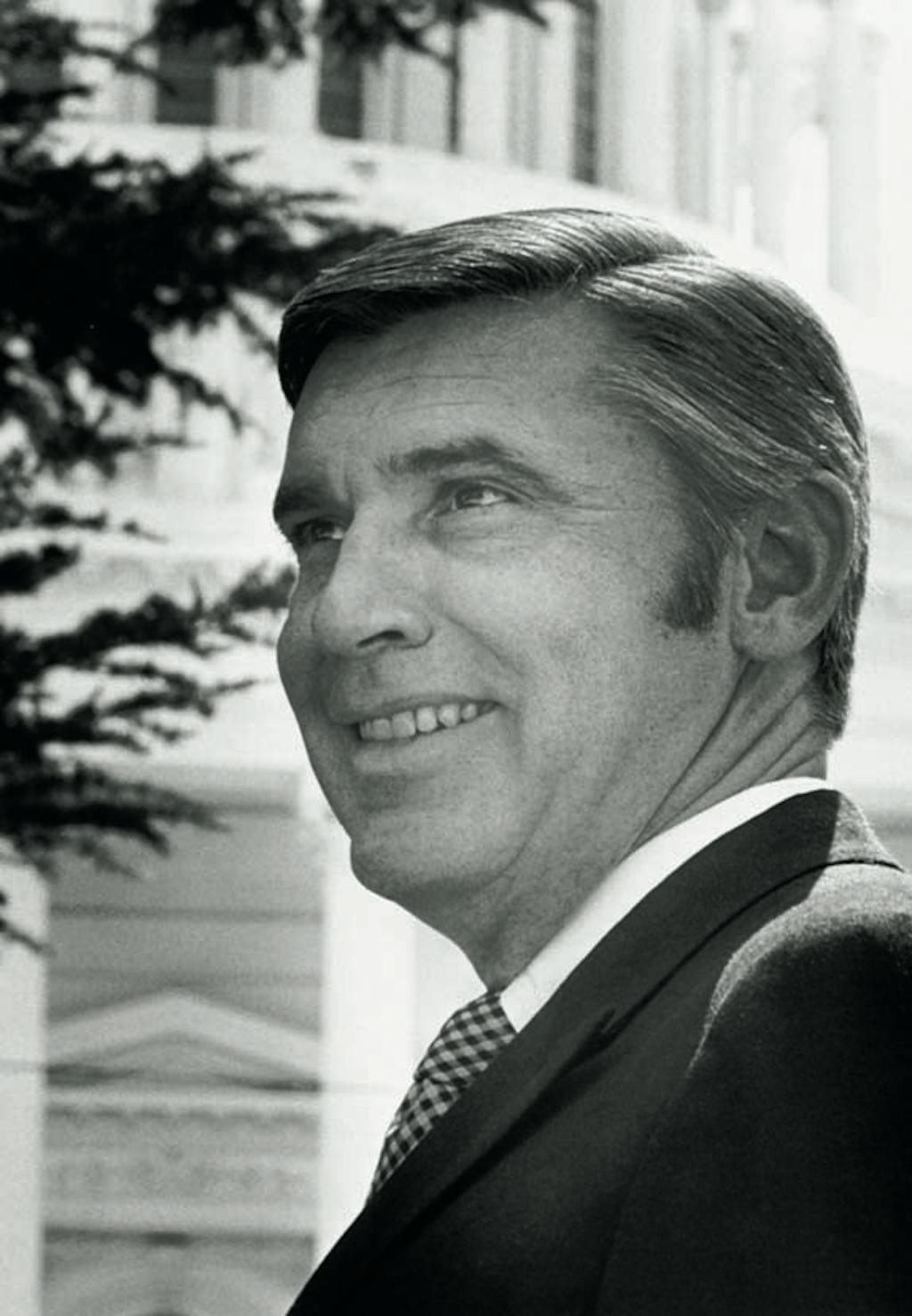 Jim Jones forvandlede koloni til massegrav | historienet.dk