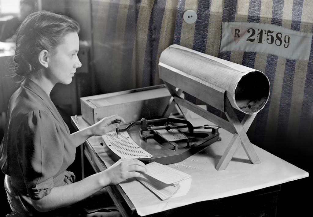 Fluitjes, ponskaarten en telegrafen – hacker kwam vóór internet ...