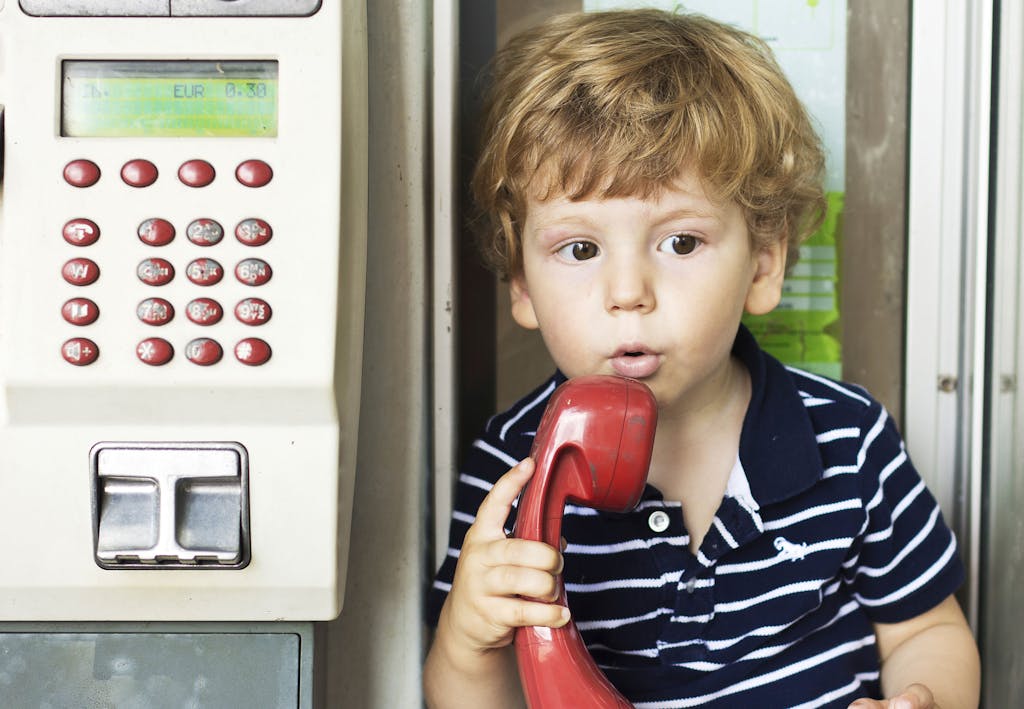 Fluitjes, ponskaarten en telegrafen – hacker kwam vóór internet ...