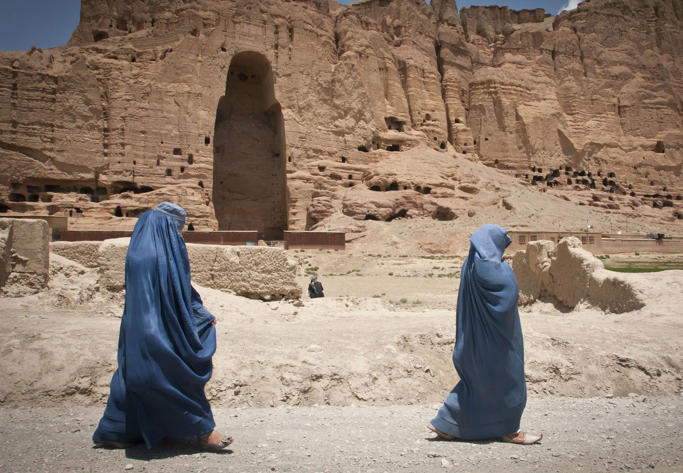 Buffert mot väst: Ryssarna kastar sig in i Afghanistan ...