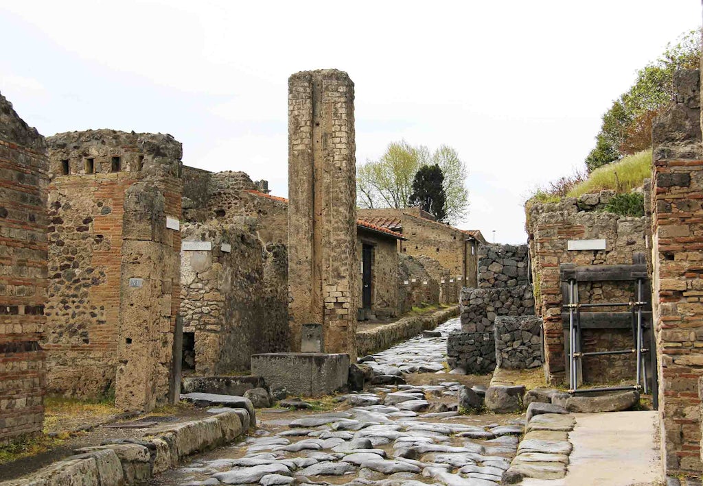 Aquaducten in het Romeinse Rijk – Geniale Romeinse uitvinding ...