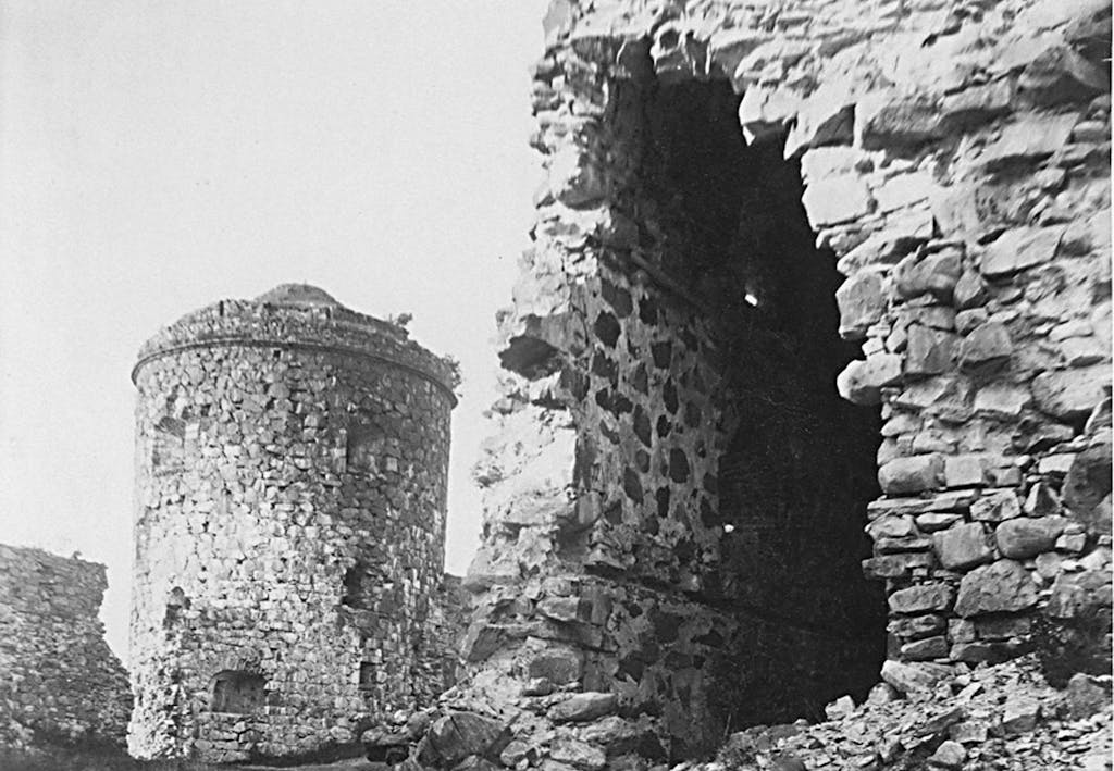 Bohus festning skutt i grus | historienet.no